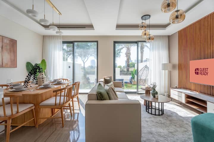 Guestready - Private 4br Villa | Golf Course View - Dubaï