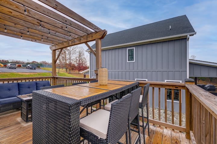 Getaway W/ Resort Perks At Smith Mountain Lake! - Smith Mountain Lake, VA