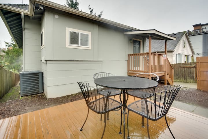 Walk To Light Rail: Quiet Judkins Park Home Base! - Seattle, WA