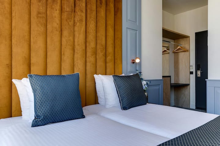 Deluxe Canal View Room By Hotel Royal Bridges - Rijswijk