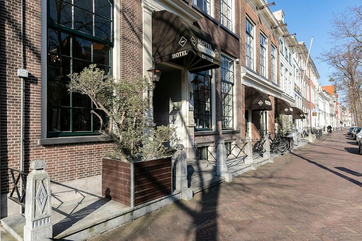 Family Room By Hotel Royal Bridges - Delft