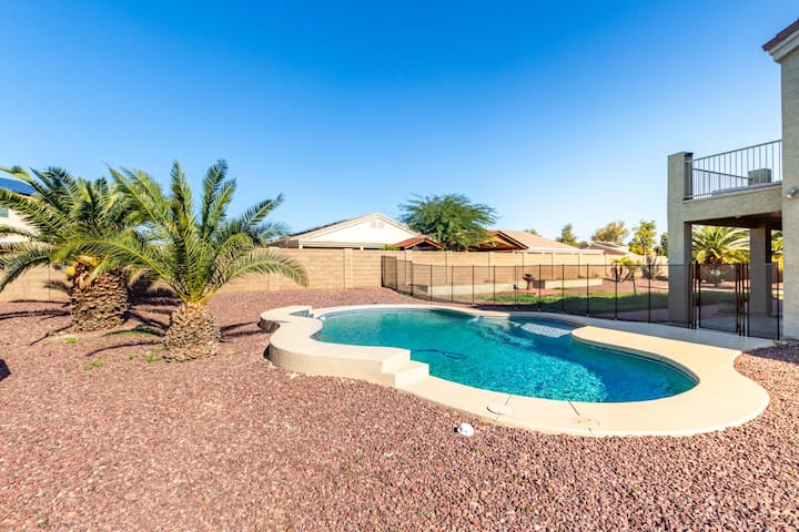 Relaxing Casa Grande Retreat W/ Pool & Patio - Casa Grande, AZ