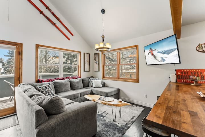 3b/2ba + Loft | Vail Townhome | Ski • Dog-friendly - Beaver Creek, CO