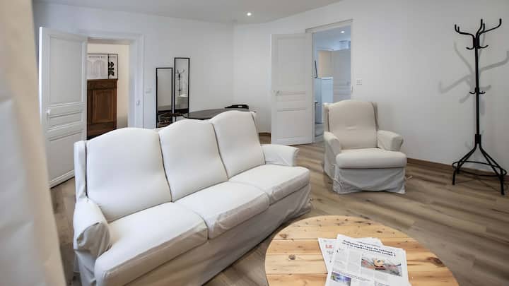 Au Premier éTage Chez Maurice, Calme Et Cosy - Écurie