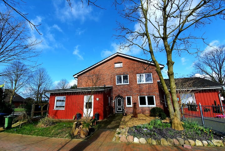 Bis 6 Hunde Fewo Mit Garten - Heide