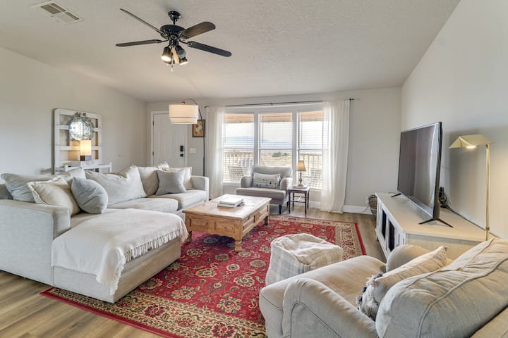 Scenic Sandia Mtn Views! Cozy Rio Rancho Retreat - Rio Rancho, NM