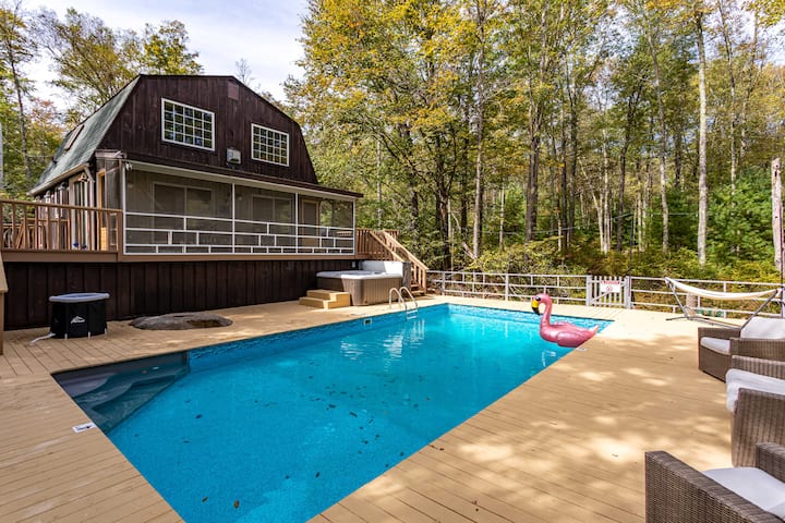 Catskills Dream Lakehouse: Lake | Pool | Hot Tub - Waterfront, Cuddebackville