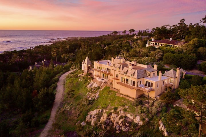 Luxe1 Panoramic Pebble Estate - Big Sur, CA