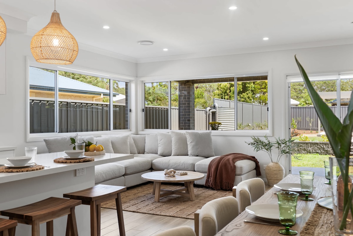 Mare Mio Callala Beach Jervis Bay - Houses for Rent in Callala Beach ...