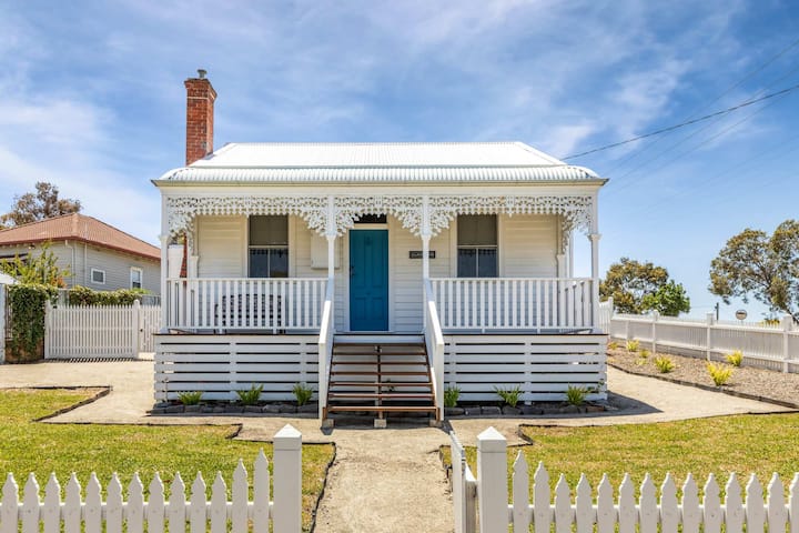 The Blue Door Cottage, Bendigo - Bendigo