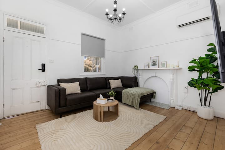 The Blue Door Cottage, Bendigo - Bendigo