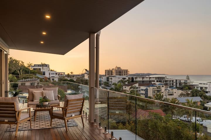 15 Scrub Rd - A Modern Coastal Luxury Retreat - Coolum Beach