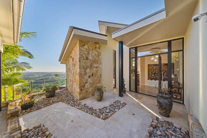 Kutu Kutu - Mapleton