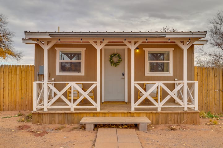 Yard, Deck, Grill! Desert Hideaway By Jemez Canyon - San Ysidro, NM