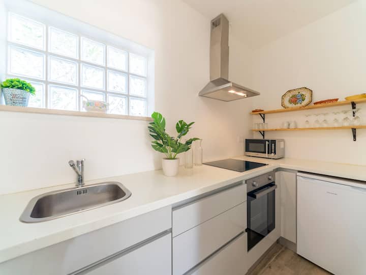 Maison De Vacances Rurale Avec Piscine - Soure