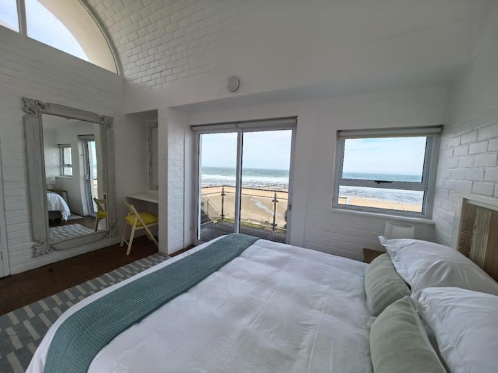 Xanadu Holiday Home - Jeffreys Bay