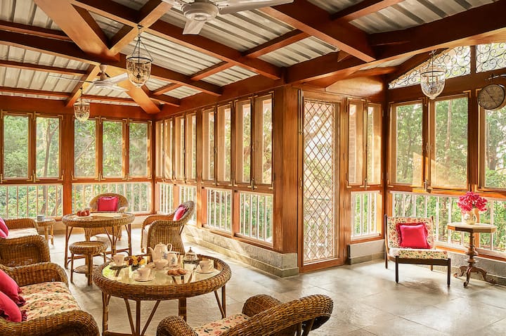 Stay Leisurely The Colonial Cottage, Lonavala - Lonavla