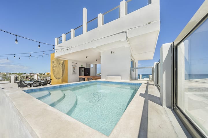 Unique 8br W/rooftop Pool Downtown - Isla Mujeres