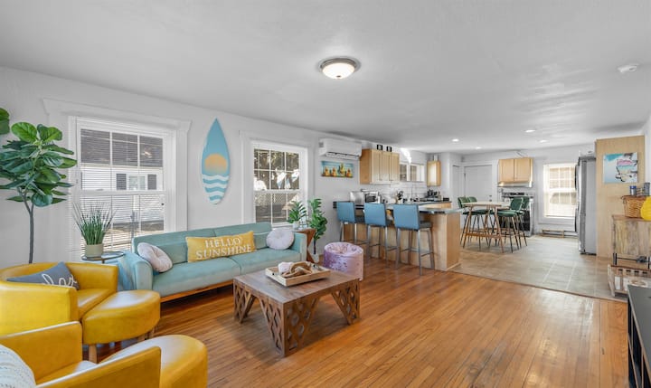 Furnished 2br + Bonus Room | East Beach | 30+ Days - Norfolk, VA