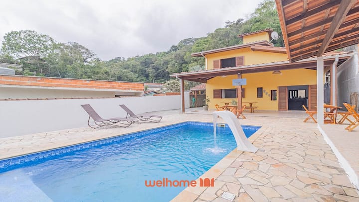 Casa Em Ubatuba Com Piscina E Churrasqueira - Ubatuba