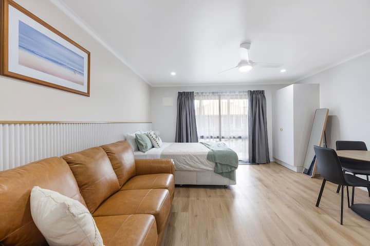 Ocean Breeze - Mackay