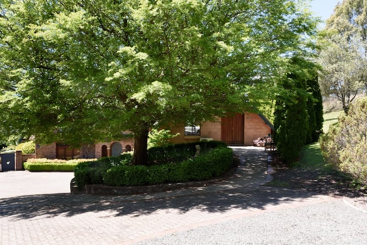 Villa Marche: A Private Riverside Retreat - Riverside