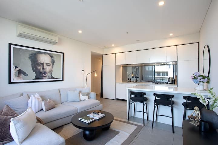 Riverside Parramatta I90 - Parramatta