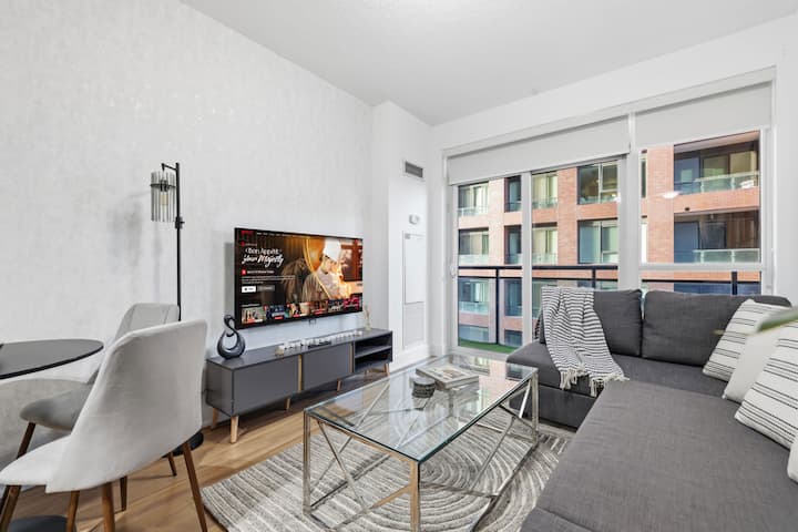 Cozy 1br Condo W Private Patio For Morning Coffee - Toronto