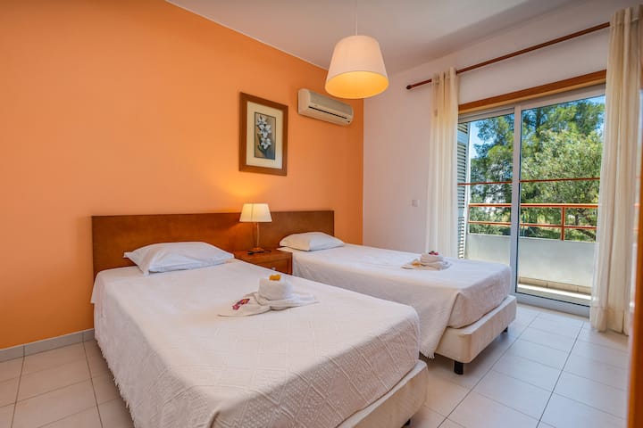 Apartamentos Santa Teresinha C - Alvor