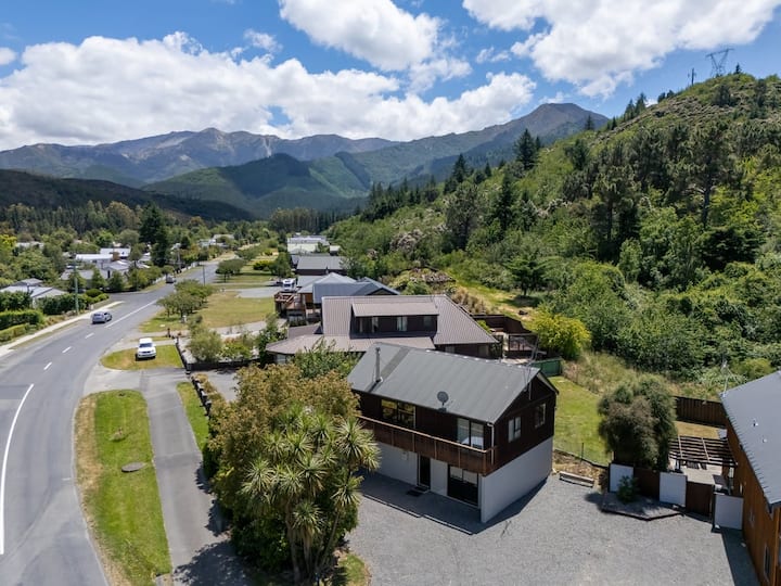 Fully Fenced & Pet Friendly! Great For Families! - Hanmer Springs