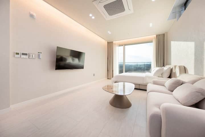 신축#수영장 #정동진해변 501풀빌라신축개별수영장개별바베큐 - Gangneung-si