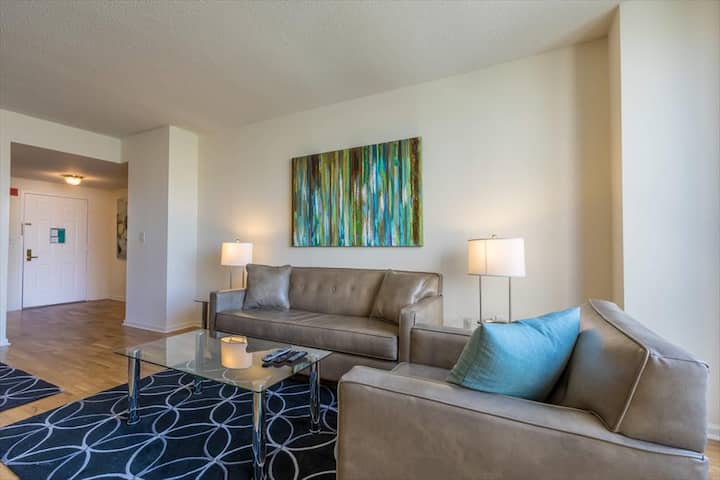 Chic 1br With River Views & Quick Nyc Access - Hoboken, NJ