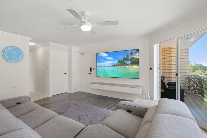 Trade Winds Unit 5, 52 Edmund St, Kings Beach - Caloundra