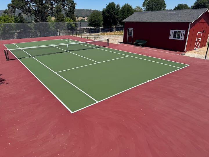 Ranch Style House, Tennis Court In 2.5-acre Estate - Atascadero, CA