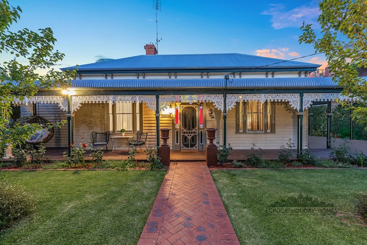 Trebor On Dickson - High-end Beautiful Four Bedroo - Echuca