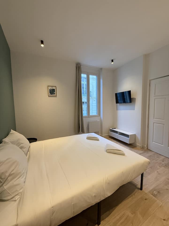 Charmant Studio - マルセイユ