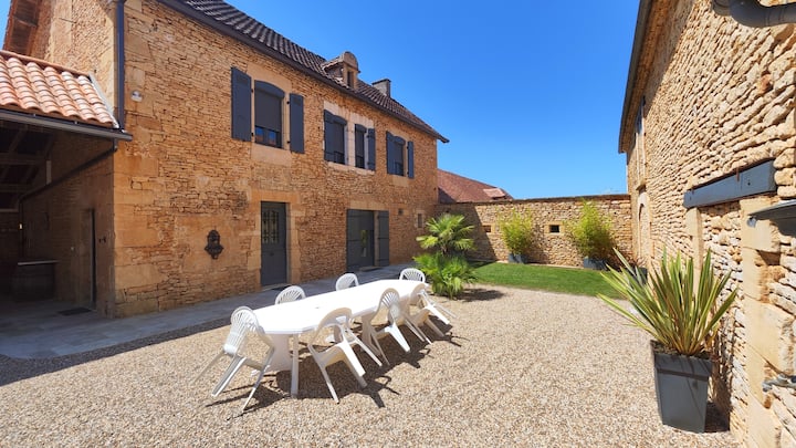 Charmant Gîte De Campagne Pour 10 Avec Terrasse - Sarlat-la-Canéda