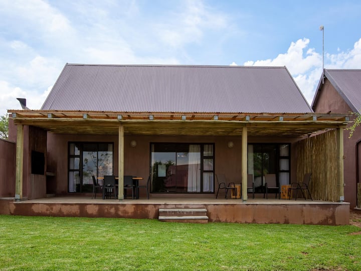 Africana Properties Impala Cottage - Hoedspruit