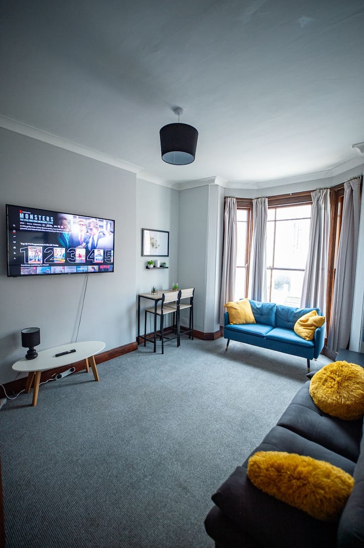 Stunning Lowestoft Seaside Apartment, Free Parking - Lowestoft