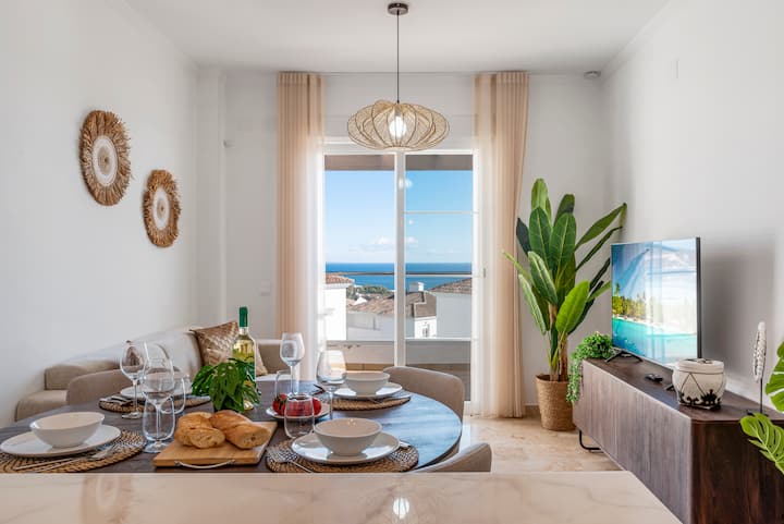 Small Oasis Sea View Apartment - Manilva