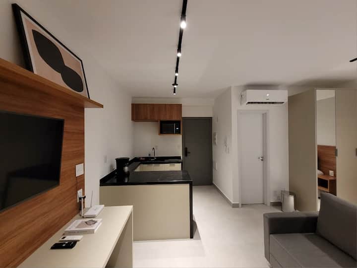 H507 - Praticidade Com Vista E Ac | By Housi - São José do Rio Preto