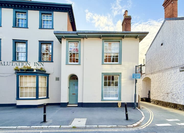 2 Bedroom Character Home In Central Topsham - Exeter