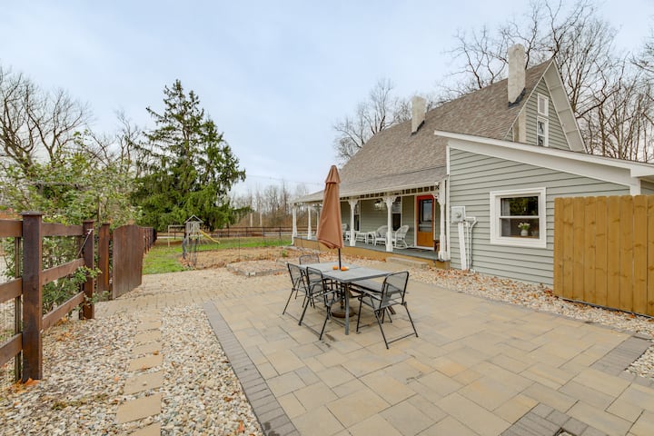 Families Welcome! Zionsville Home W/ Yard & Patio - Zionsville, IN