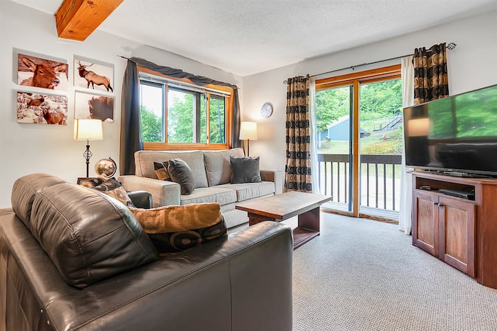 White Cap B-315 Ski-in/ski-out Sunday River Condo - Newry, ME