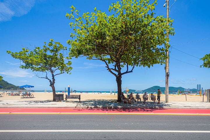 Rlpk076 Localização Incrível Na Av Atlântica C/ 3q - Brazil