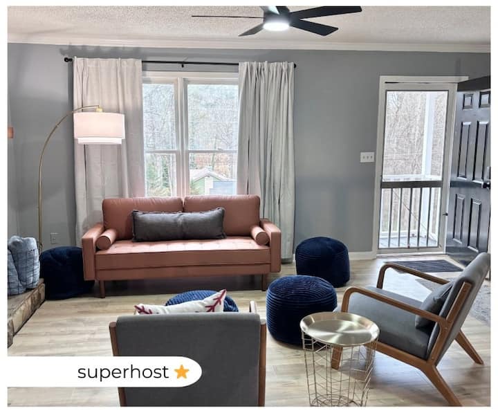 Basecamp On Redtop | Lakepoint + Firepit Retreat - Cartersville, GA