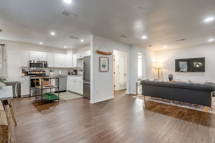 Updated 3/2 Entire Home In Fw! - Montserrat Road – Fort Worth
