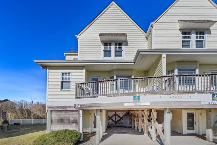 Orca | Dog-friendly Townhome W/ Ocean Views - Buxton, NC