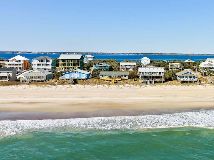Captain's Quarters East, Oceanfront Duplex - Emerald Isle, NC