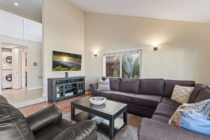 Bright Townhouse W/ Beach Access & Bbq - Dana Point, CA
